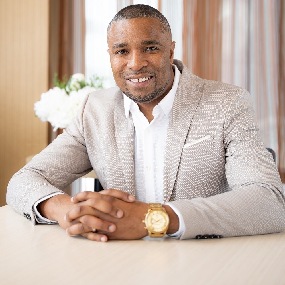 Home - Elizabeth Kelly